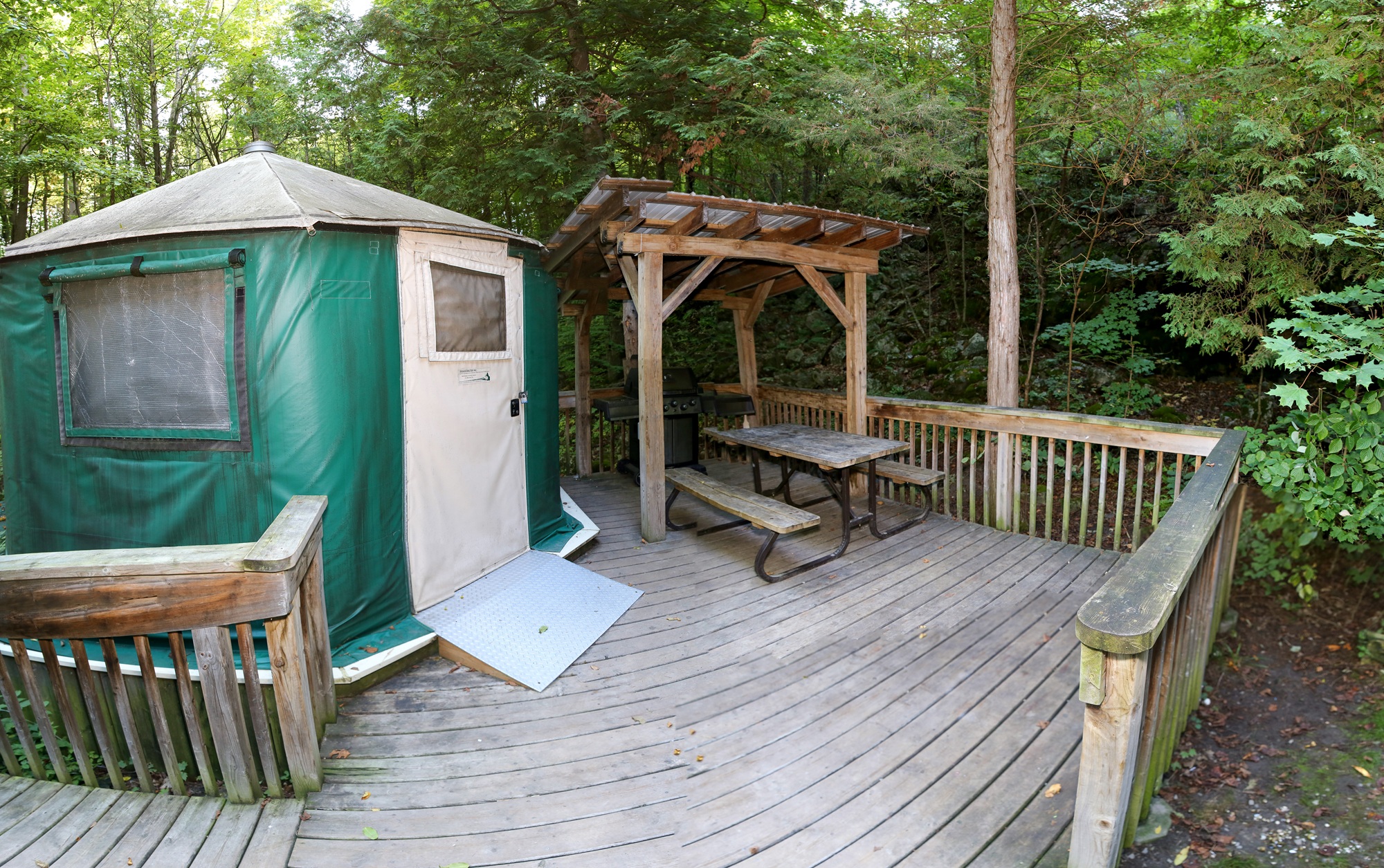 5 reasons to visit Charleston Lake Provincial Park